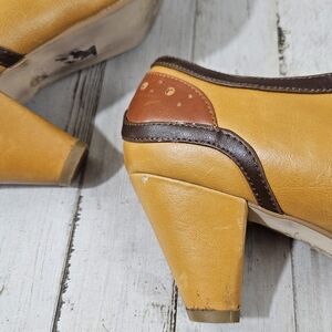 chelsea crew | Shoes | Chelsea Crew Retro Pin Up Style Womens Heels ...